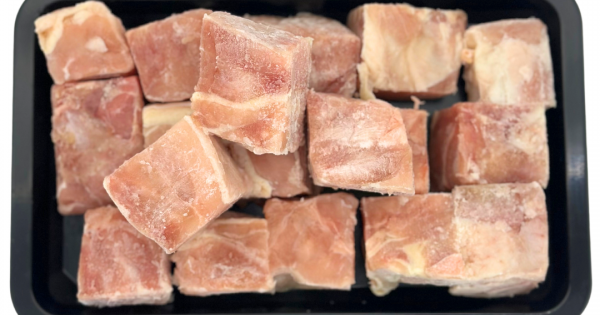 Chicken Leg Sliced | Skin On | Boneless | Cube 4x4x4cm | 1kg ...